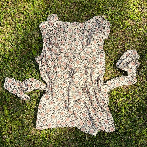 Max Studio | Tops | Max Studios Blouse | Poshmark